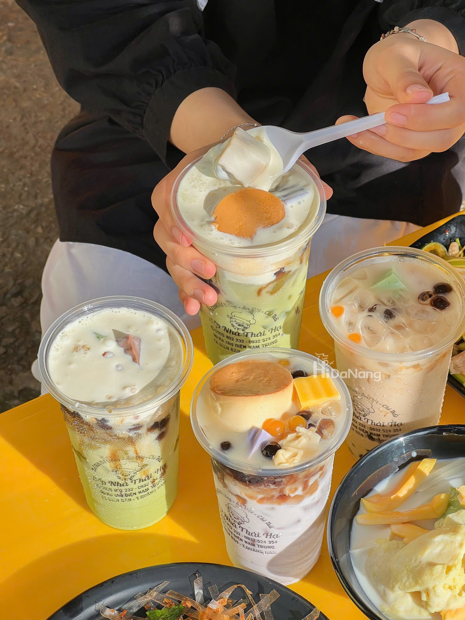 Đặt món ăn với AhaFood.AI | AhaFood.AI